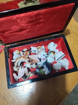 animali piccoli di ceramica