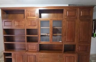 Mobile in arte povera + tavolo con 6 sedie 