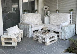 Divanetto Shabby con pallet EPAL