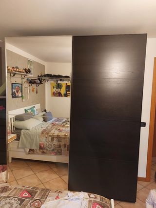 armadio Pax con specchio