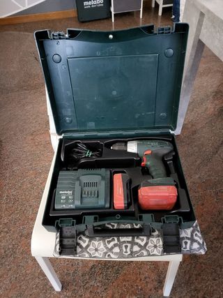trapano avvitatore metabo