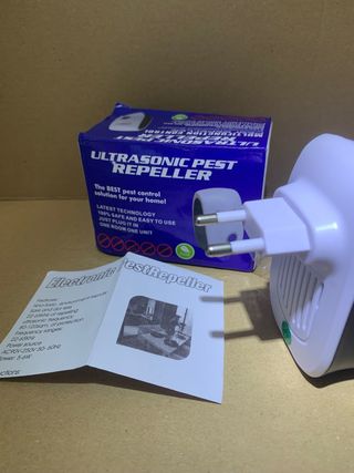 Repellente ad ultrasuoni per insetti roditori topi
