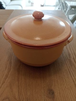 Pentola grande in terracotta