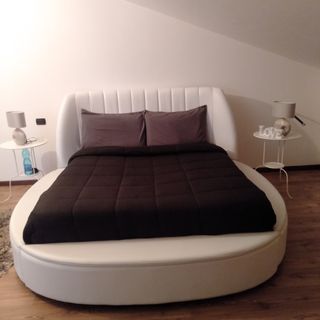 Letto matrimoniale desing bianco cassettoni integr