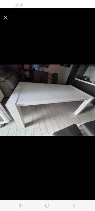 vendo tavolo  come nuovo 