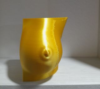 STATUA ARTE SENO DONNA