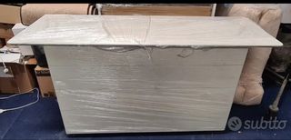 Cassettiera e comodino 