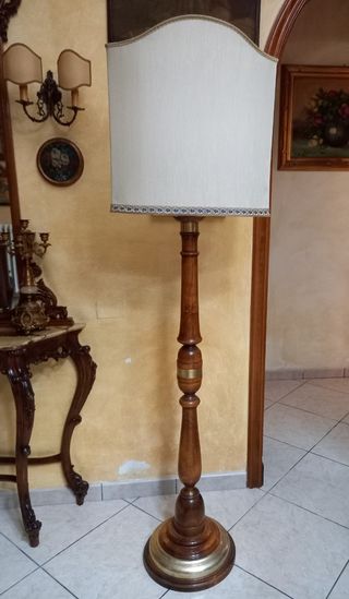 Piantana in radica con  ventola.