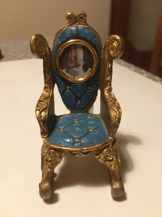 Sedia porta gioielli 