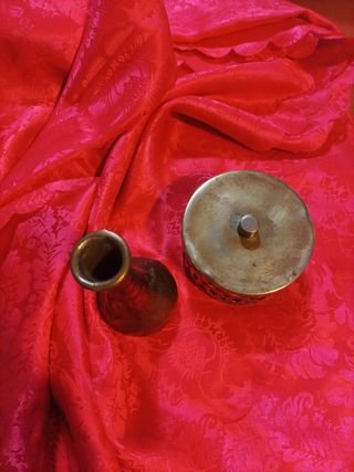 vaso e coperchio in ottone 