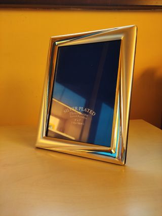 Cornice per foto da 13×18cm in argento