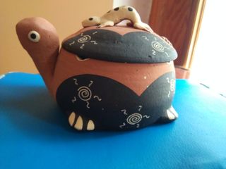 tartaruga contenitore terracotta etnico