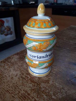 Vasetto porcellana Tognana "coriandrum".