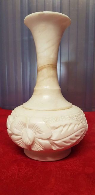 Vaso in alabastro h.23cm