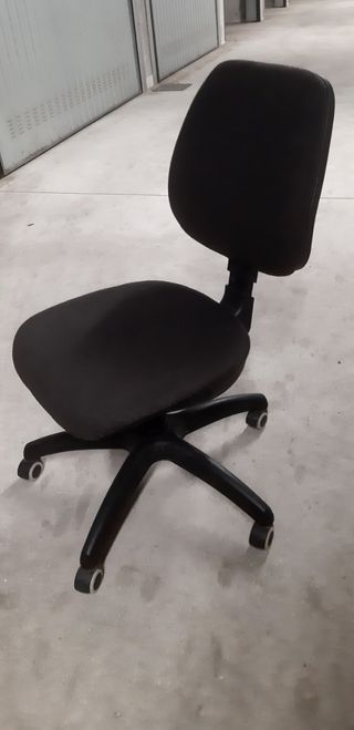 Sedia ufficio nera