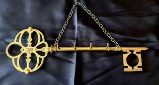 Appendichiavi da parete a forma di chiave