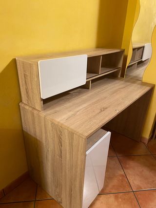 Scrivania da cameretta