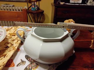 zuppiera in ceramica 