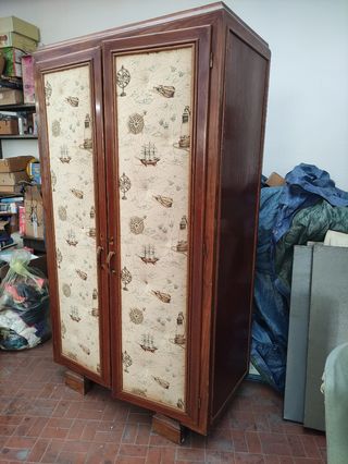 Armadio in noce massello 