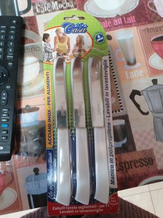 6 coltelli acciao inox nuovi