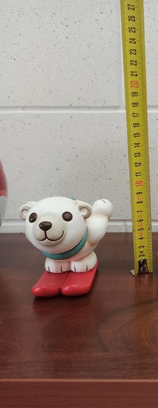 Thun orso polare con sci