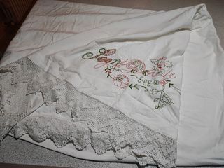 copriletto estivo con bordure ad uncinetto