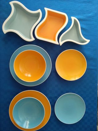 Servizio piatti moderno bicolore 