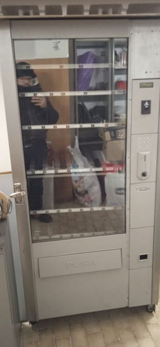 Distributori/caldo-freddo/Vending