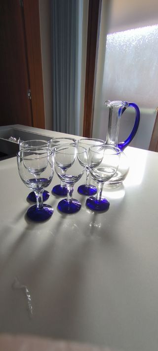 set di bicchieri e caraffa