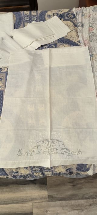 asciugamano con ricamo