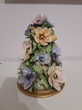 Soprammobile floreale ceramica 