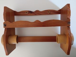 porta rotolo con mensola in legno 