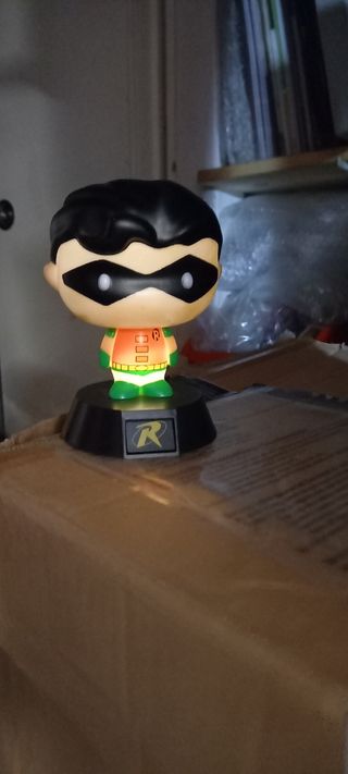 Robin di Batman lampada