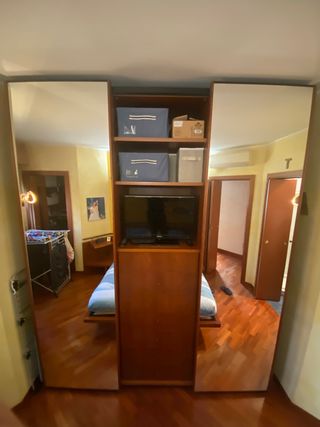 Mobile da camera in ciliegio, No cassettiera centr