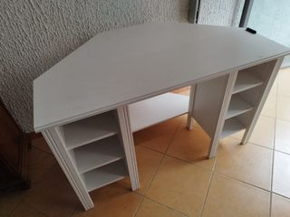 scrivania ad angolo bianca