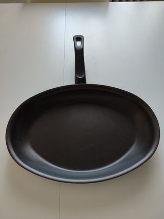 padella antiaderente ovale marca TVS