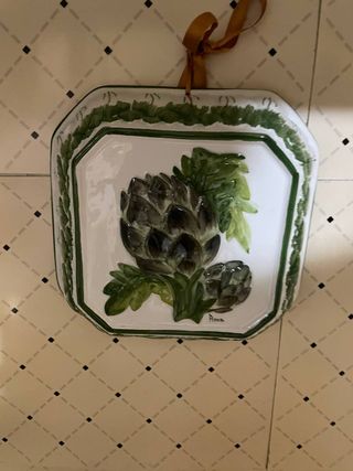 Formina ceramica decorata da parete