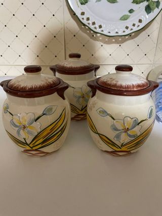 Tris vasi ceramica decorate