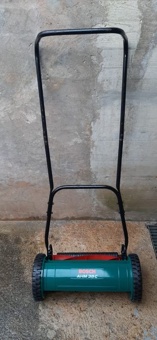Tagliaerba rasaerba manuale Bosch
