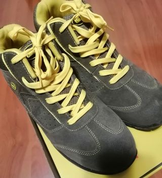Scarpa ANTINFORTUNISTICA marca ISSA LINE S1P tg 46