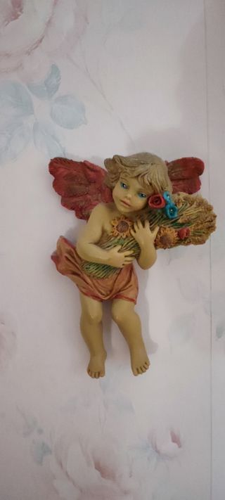 statuetta angelo da muro