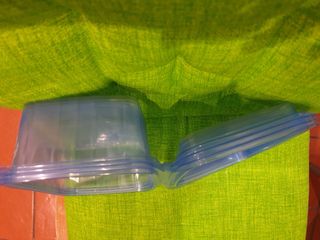 Vaschette alimenti chiudibili.