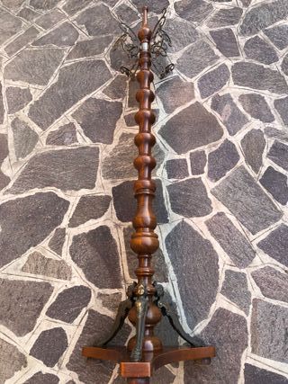 attaccapanni girevole in legno massello