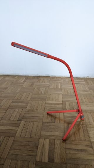 Lampada LED da scrivania Philips
Geometry