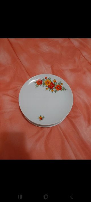 set sei piattini in porcellana