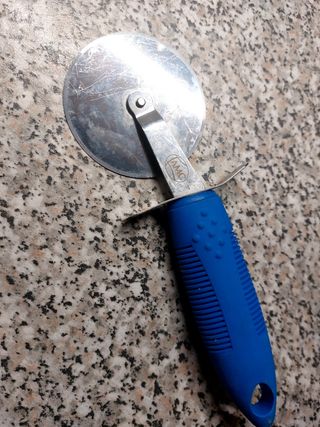 taglia pizza a ruota