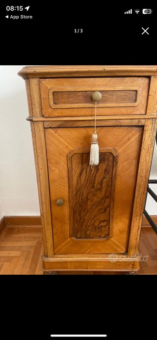 Comodini antiquariato