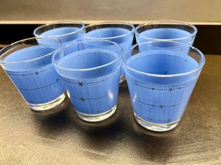 Bicchieri azzurri
