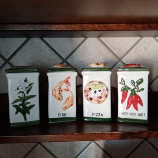 Contenitori speciali in ceramica 