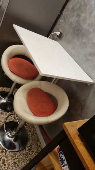 Tavolo Ikea da parete a scomparsa 
